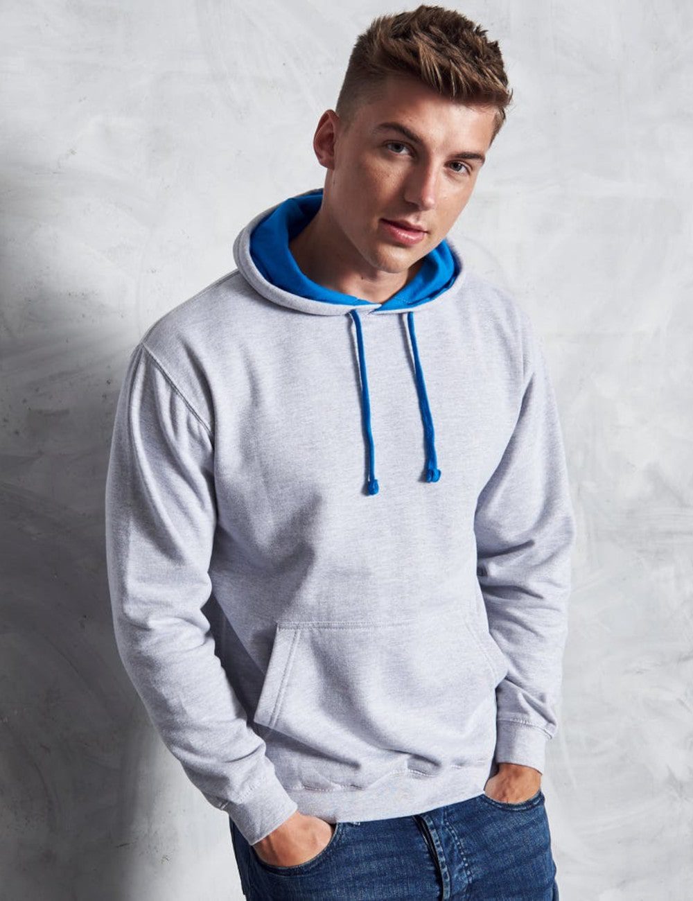 JUST HOODS Bluza męska Kangurka Varsity Hoodie - KOSZULKI.PL